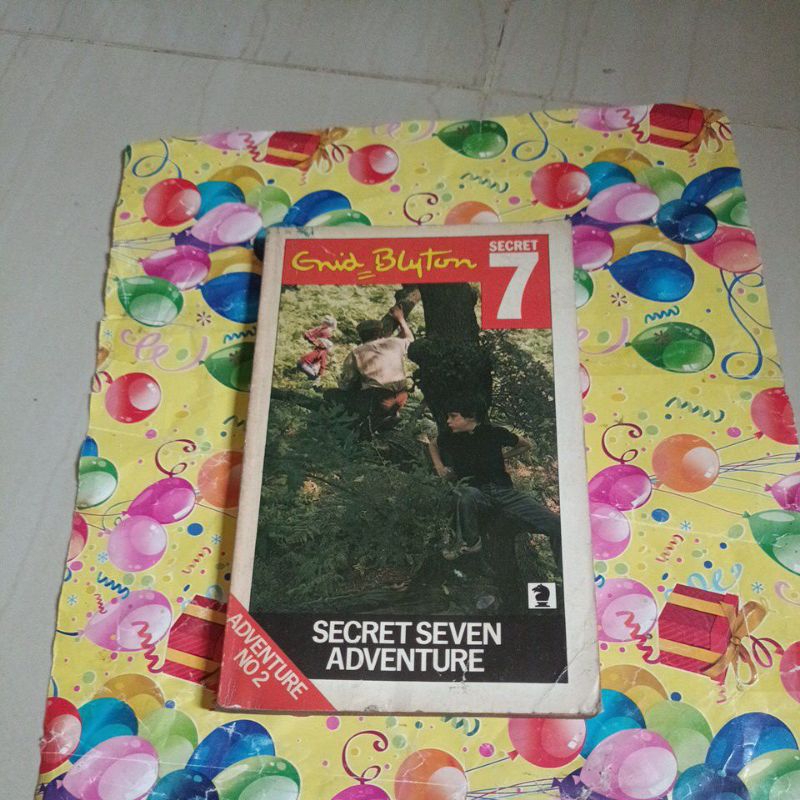 Jual Novel import Lawas Enid blyton - Secret 7 , Secret seven Adventure ...