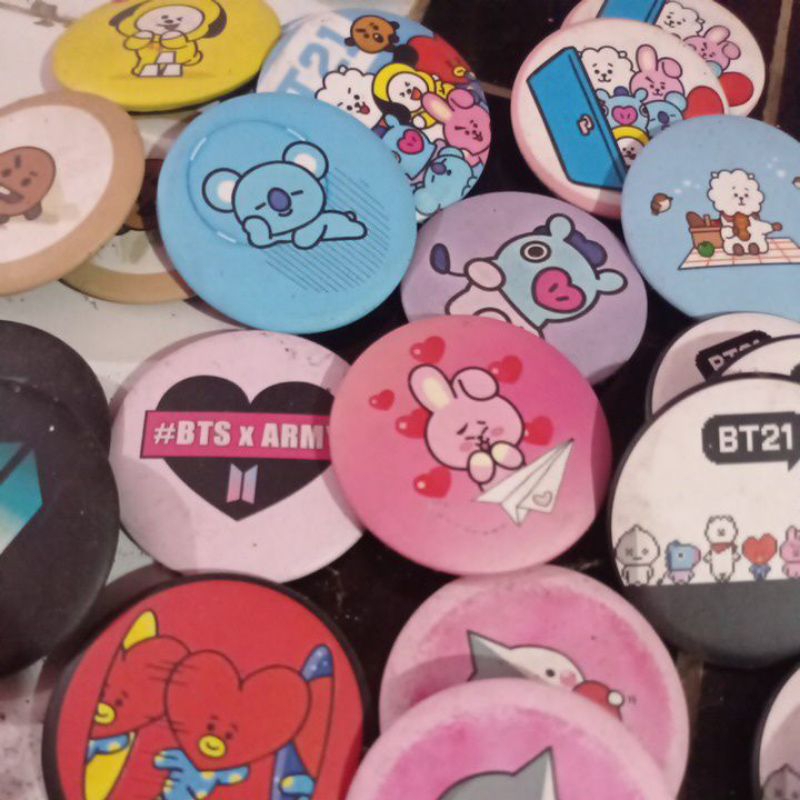 Jual OBRAL SERBA 1000 SALE Pin BTS Logo bisa untuk freebies | Shopee ...
