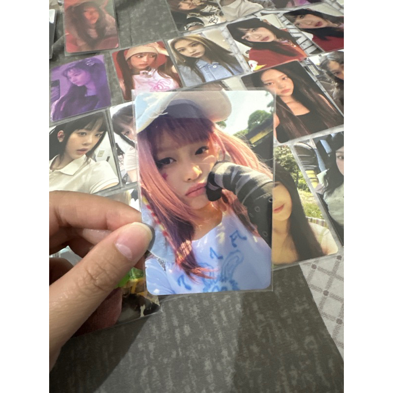 Jual New Jeans Official Pc Photocard Njs Newjeans Omg Cimol Headphone Earmuff Anime Minji Hanni
