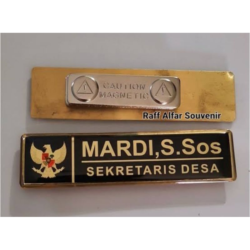 Jual name tag kuningan l name tag couting kuningan logo + jabatan ...