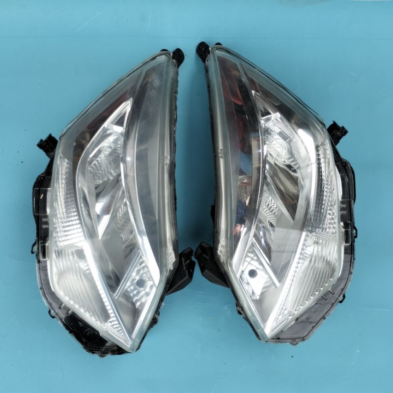 Jual HEADLAMP / LAMPU DEPAN CALYA 2020-2024 ORIGINAL COPOTAN | Shopee ...