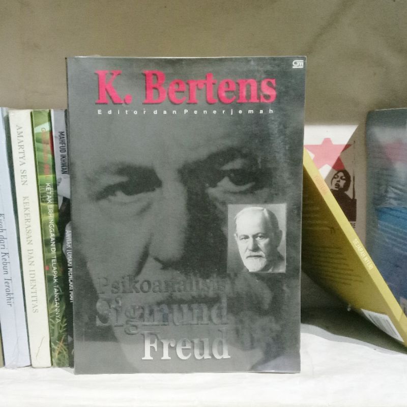 Jual K. Bertens Perspektif Etika: Esai-esai tentang Masalah Aktual ...