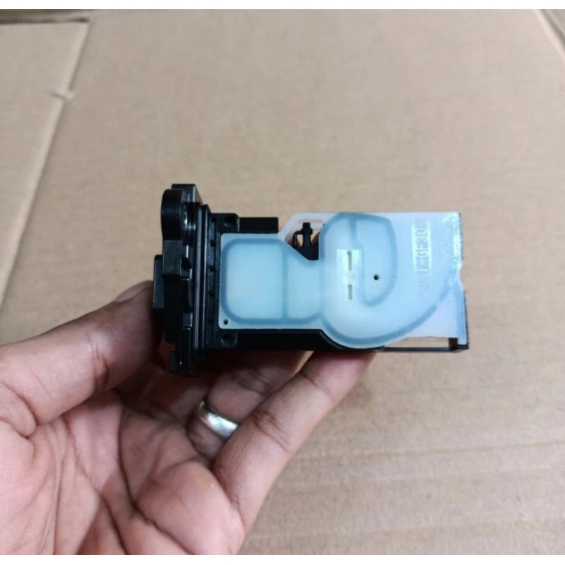 Jual Sensor airflow maf sensor airflow Innova Zenix original | Shopee ...