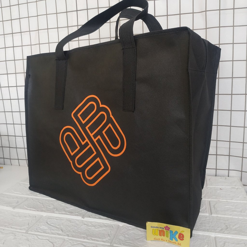 Jual Goodie Bag Custom JUMBO RESLETING TEBAL 100 gsm Tas Spunbond ...