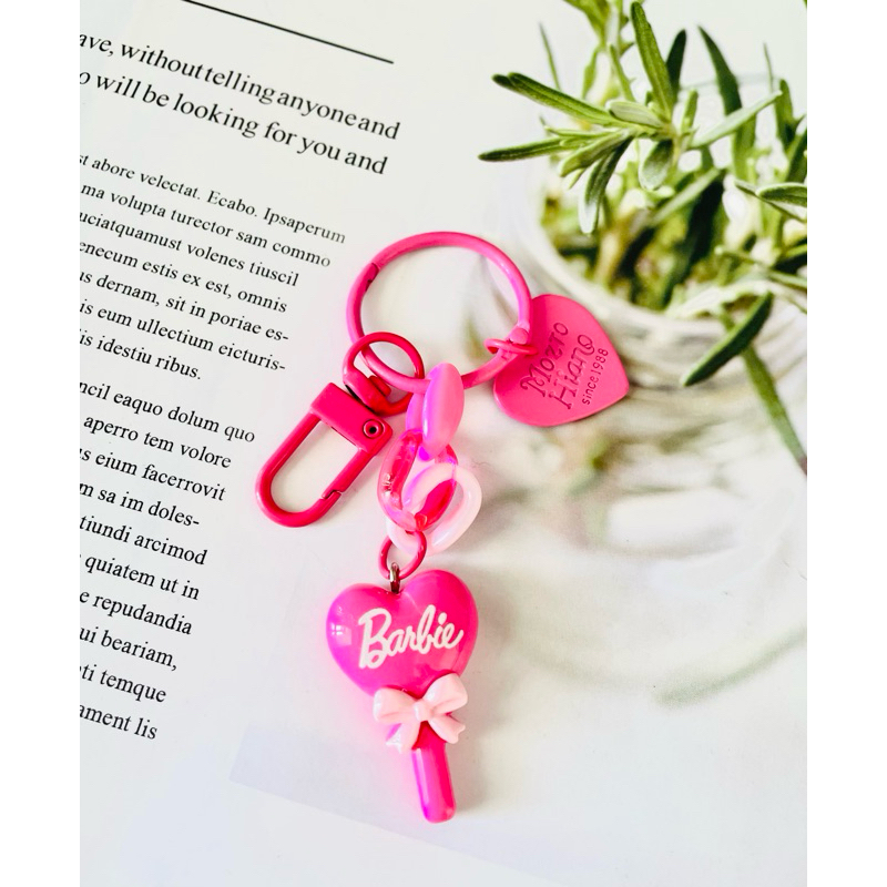 Jual barbie keychain gantungan kunci pink | Shopee Indonesia