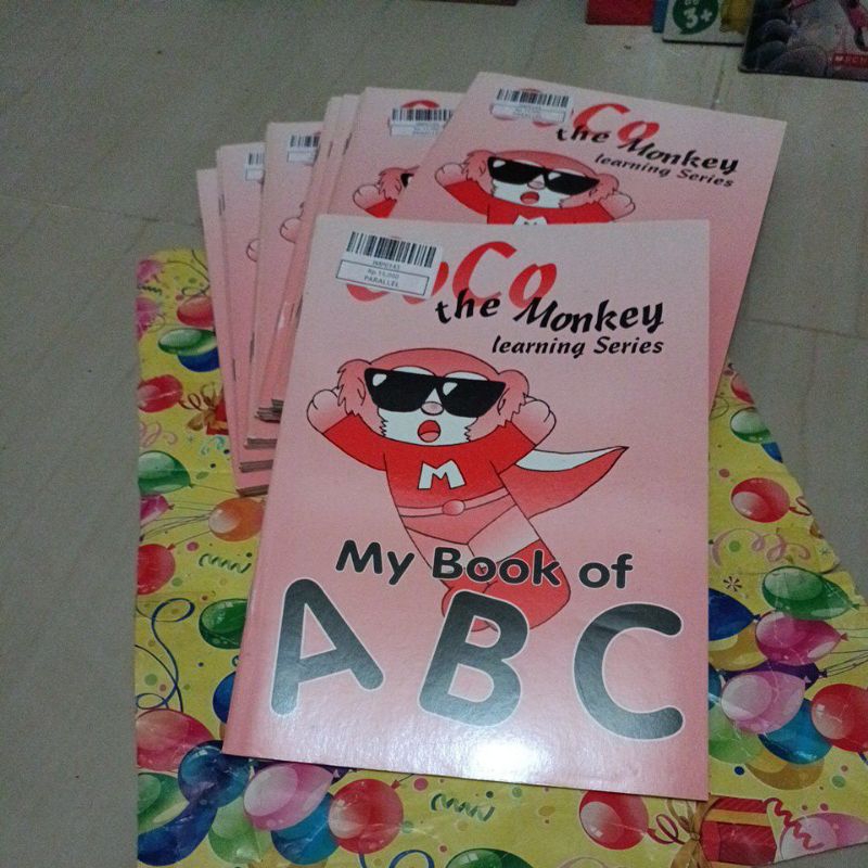 Jual Buku Coco the monkey Learning series - my book of ABC | Shopee Indonesia
