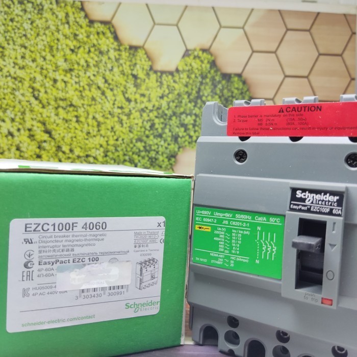 Jual MCCB / BREAKER SCHNEIDER EZC100F 4P 60A 10ka 4Pole EZC100F4060 60 ...