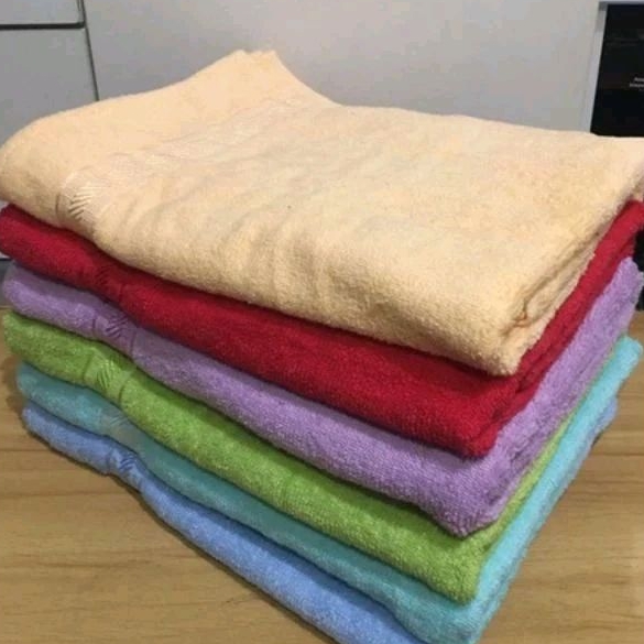 Jual Handuk Merah Putih 70x135 Randomhanduk Mandi Dewasa No Label Shopee Indonesia
