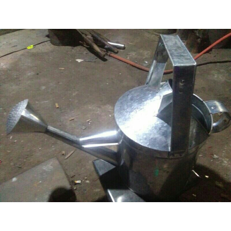 Jual GEMBOR alat penyiram Tanaman/ ember siram tanaman/ kapasitas 6/8 ...