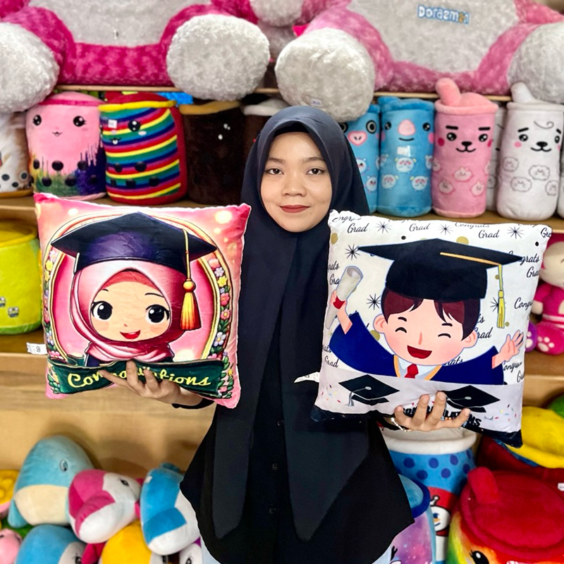 Jual Boneka bantal petak wisuda boneka bantal sofa wisuda graduation ...