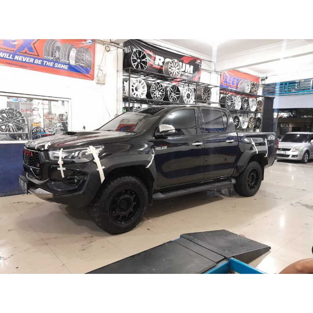 Jual Velg Hsr R17 inch Mobil Hilux Hsr Klge Ring 17 Lebar 9 Pcd 6x139,7 ...