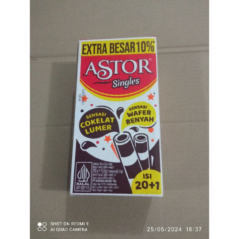 Jual Astor wafer stik coklat box isi 20 | Shopee Indonesia