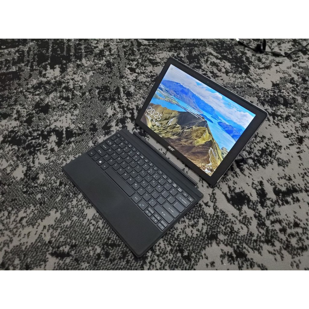 Jual Acer Switch Alpha 12 i5-6200U/8/256GB 12" QHD TOUCH Backlight 2in1 ...