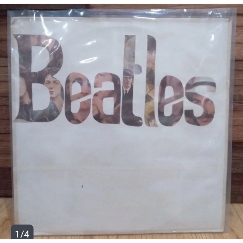Jual Vinyl Piringan Hitam 12 inch Beatles Record in England - Hey Jude ...