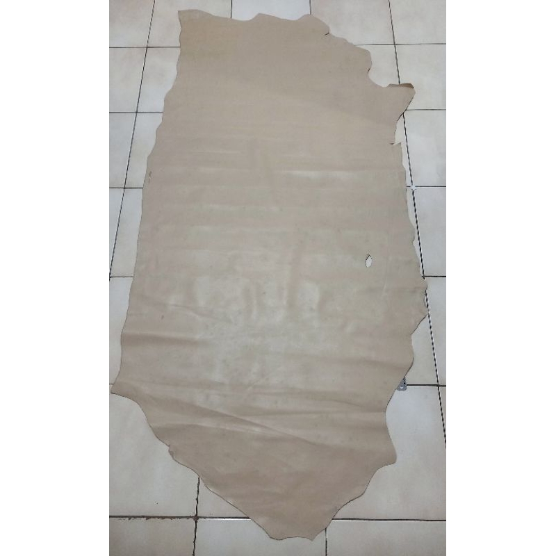 Jual OBRAL CUCI GUDANG Bahan kulit sapi asli lembaran size besar cream ...