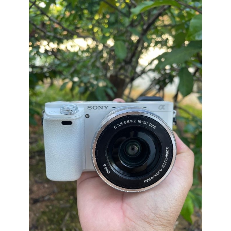 Jual Sony a6000 + lensa kit (fullset box) | Shopee Indonesia