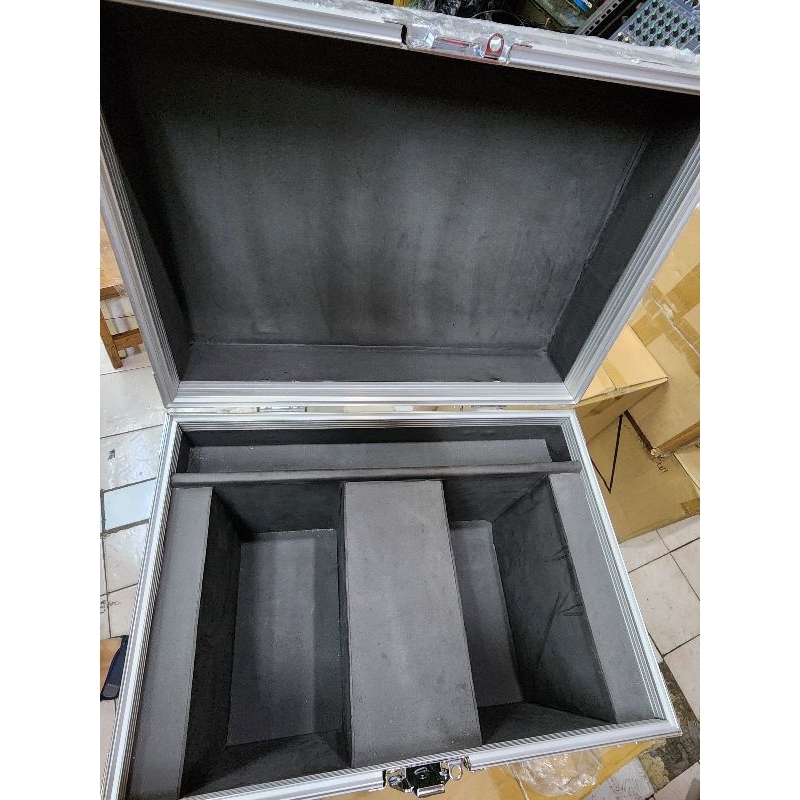 Jual hardcase moving head Beam 100watt, 150watt bisa isi 2unit Beam ...