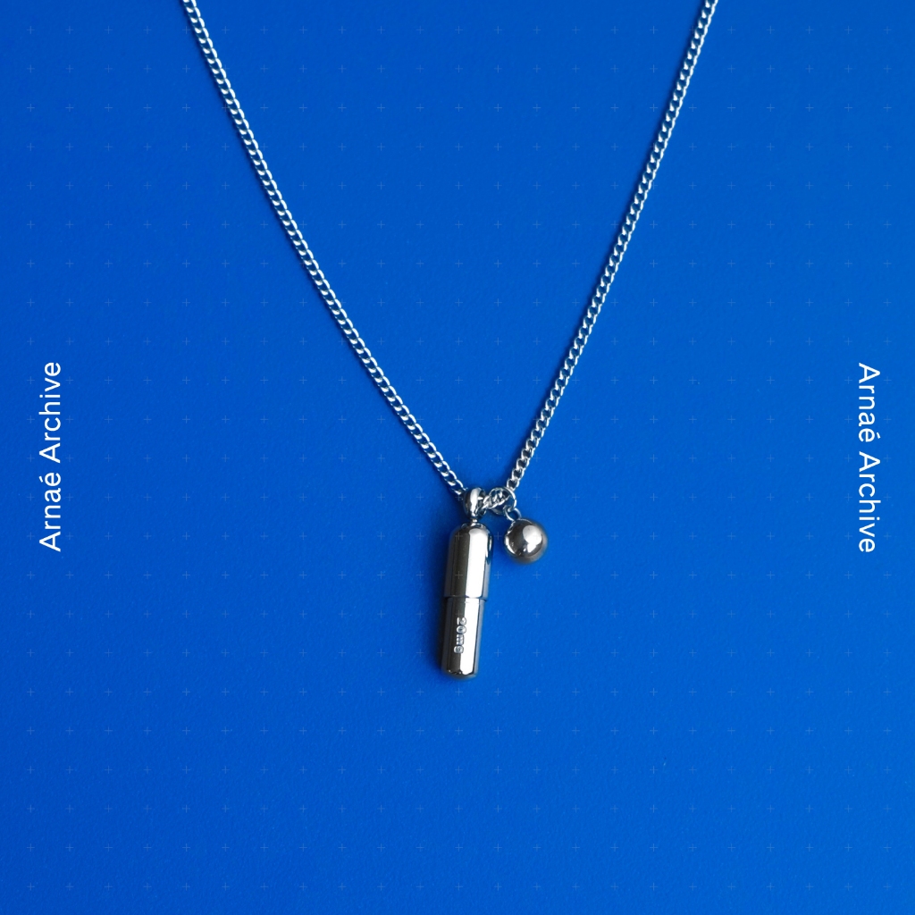Jual Arnaé Archive — Capsule 20mg Pill Necklace — Kalung Unisex ...