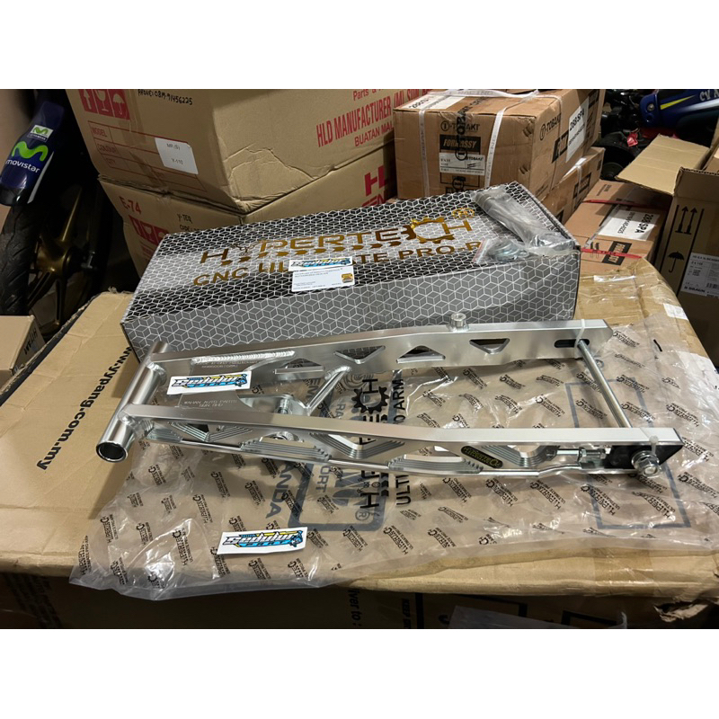 Jual SWING ARM CNC 125Z 125ZR ORIGINAL HYPERTECH MALAYSIA | Shopee ...