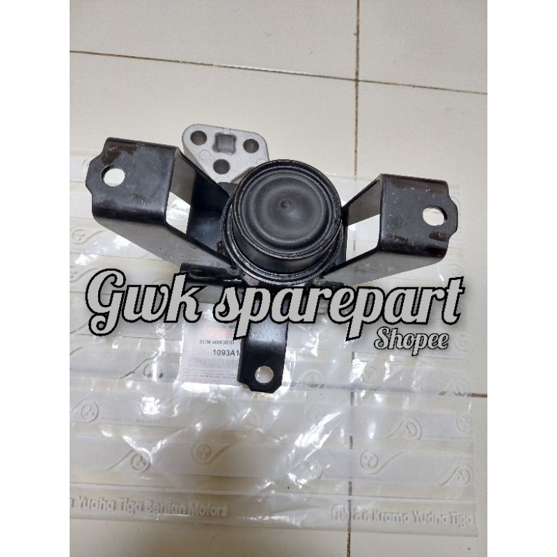 Jual Dudukan mesin engine mounting Kanan RH Mitsubishi Xpander X-Pander ...