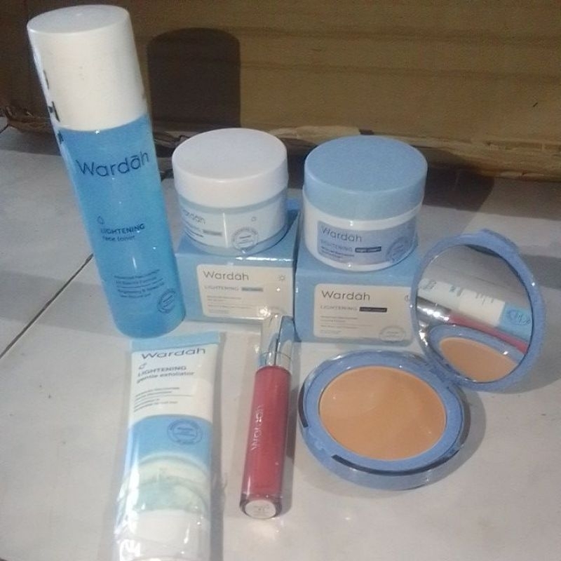 Jual Paket Make Up Wardah Lengkap day 30gr | Shopee Indonesia