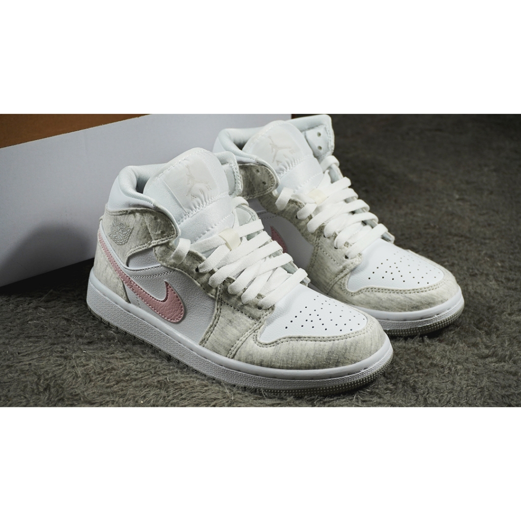 Jual Air Jordan 1 Mid Se White Light Iron Ore (W) | Shopee Indonesia