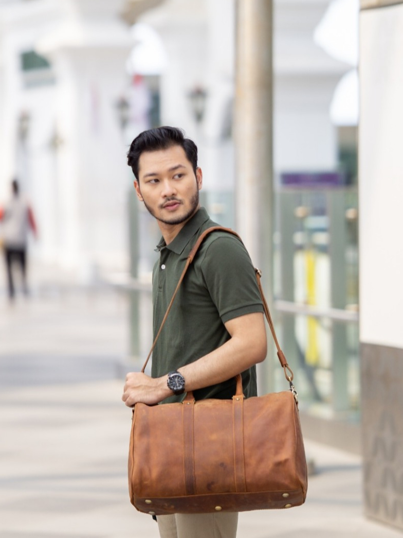 Jual Kenes Leather Tas Selempang Travel Bag Pria Kulit Asli RAVEN ...