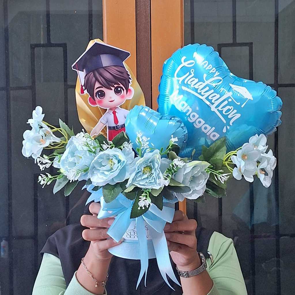 Jual Buket Bunga Bloom Box Edisi Wisuda SD/SMP/SMA | Shopee Indonesia