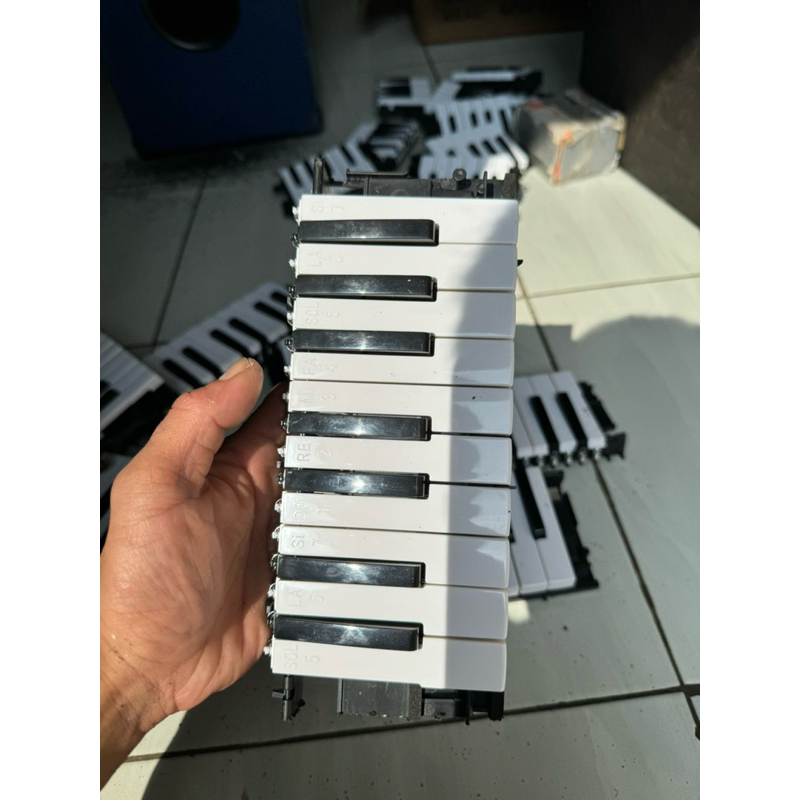 Jual Tombol pianika tiup / pianika bekas / Tombol piano / Tombol ...