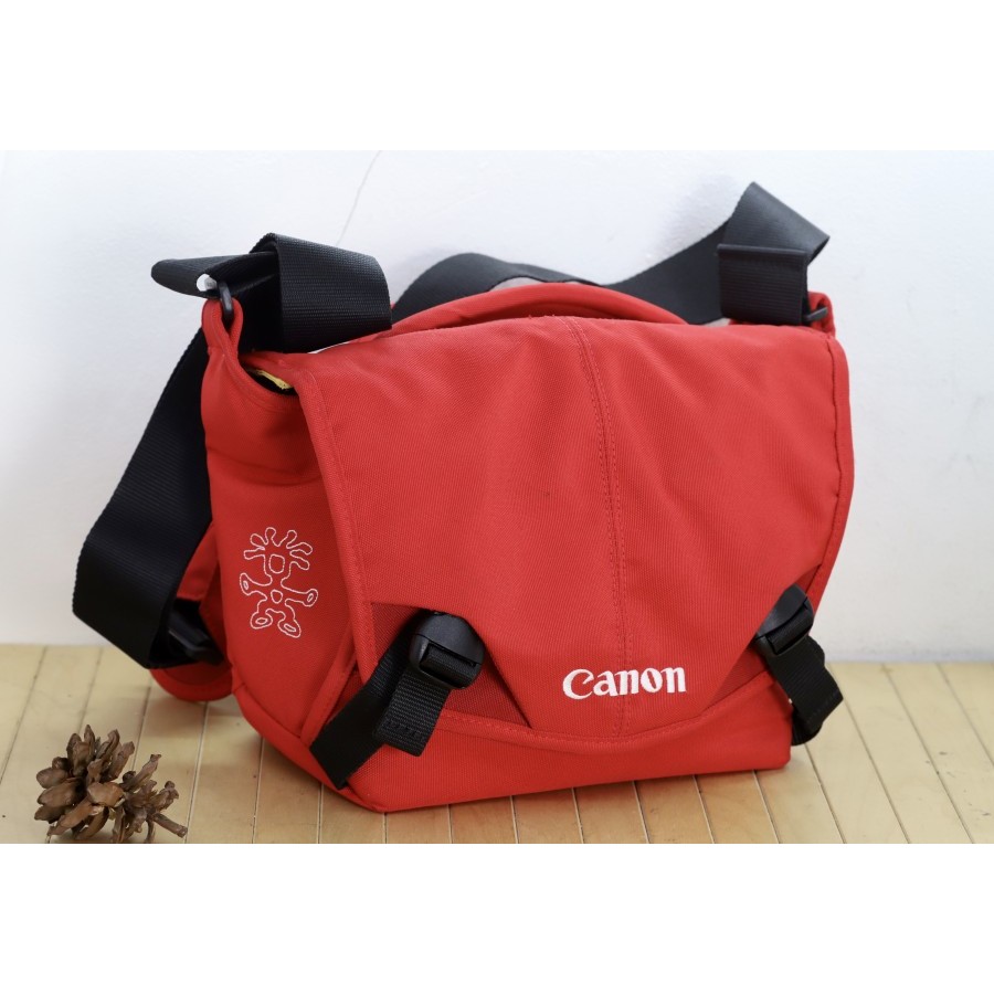 Jual Tas Kamera Canon Crumpler the five million dollar A77 | Shopee ...