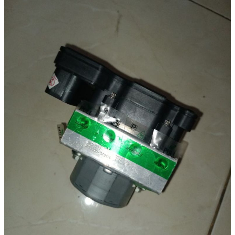 Jual Module Modul Actuator ABS Honda Mobilio TE7K5 Original Lelangan ...