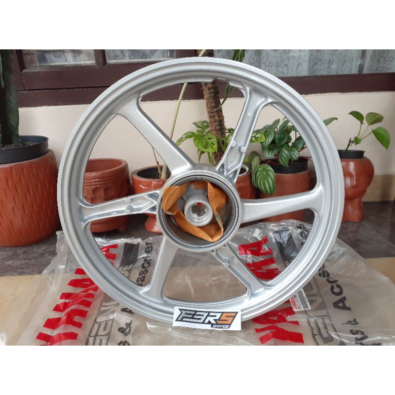 Jual Velg belakang Yamaha Jupiter CW 5TP New Old Stock | Shopee Indonesia