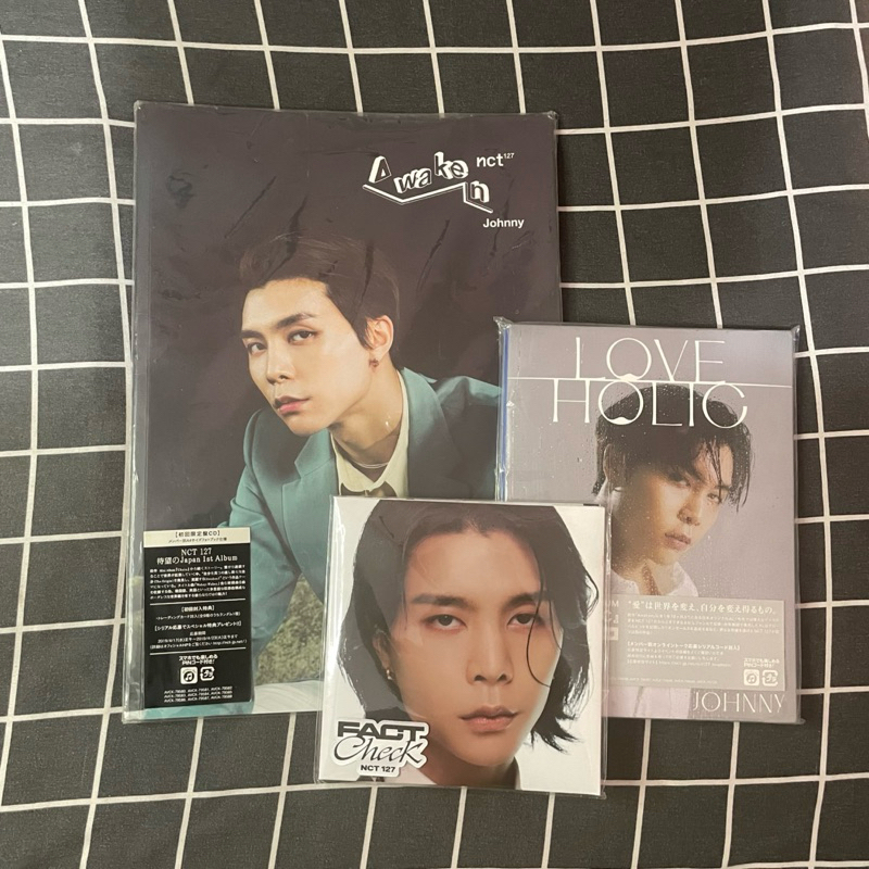 Jual nct 127 album only johnny awaken love holic fact check | Shopee ...