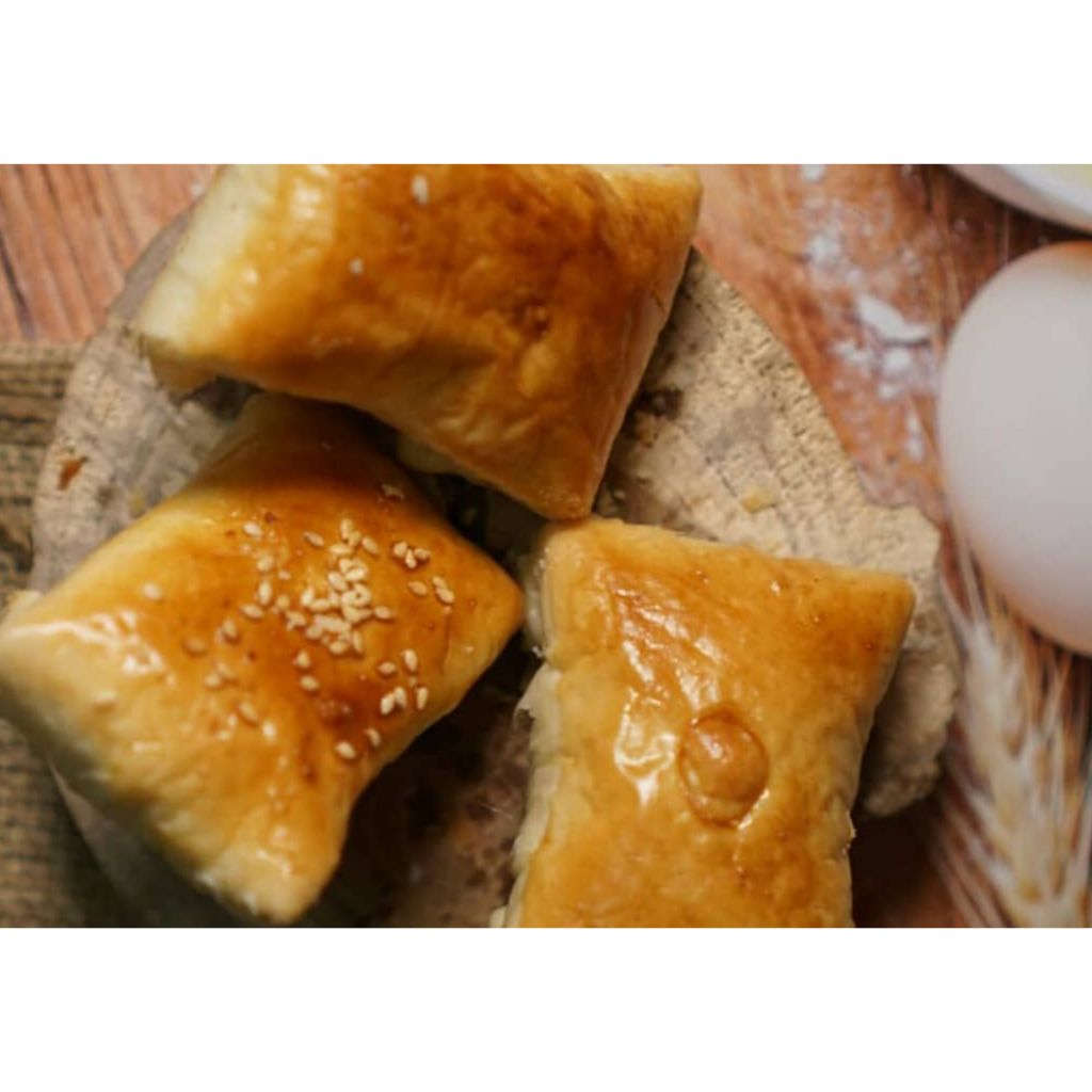 Jual Delie Kue Pia / Bakpia Kering Renyah Rasa Coklat Keju Satuan ...