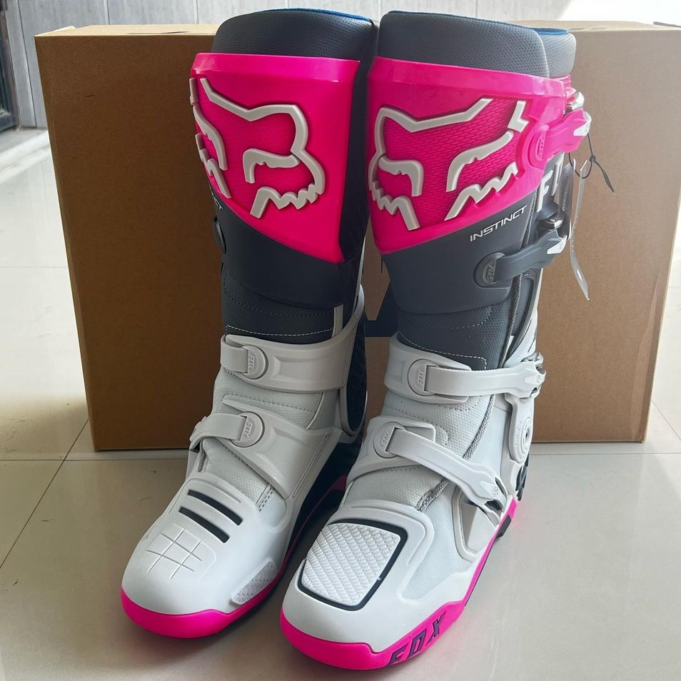 Jual Sepatu Cross FOX Instinct 2.0 2024 - Gray Pink | Shopee Indonesia
