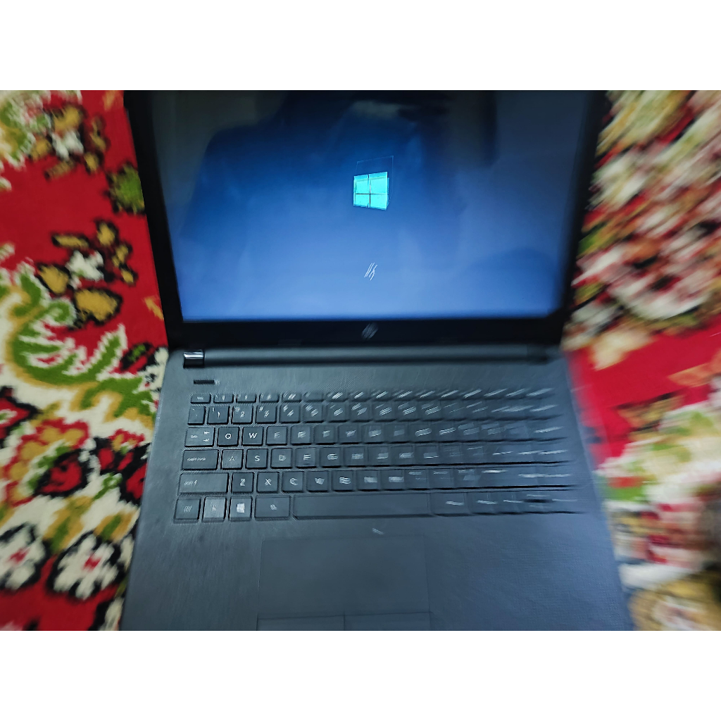 Jual Laptop Hp 14 - bw0005AU, AMD A4 9120 APU, Amd Radeon R3 Graphics, Ram 4Gb, 250 Gb | Shopee ...