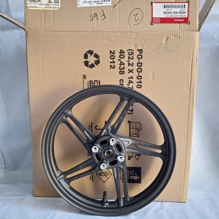 Jual Velg Depan BeAT eSP K81 - 44650K81N50ZA | Shopee Indonesia