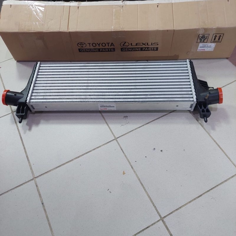 Jual INTERCOLER INTERKULER ASSY HILUX REVO INOVA REBORN | Shopee Indonesia