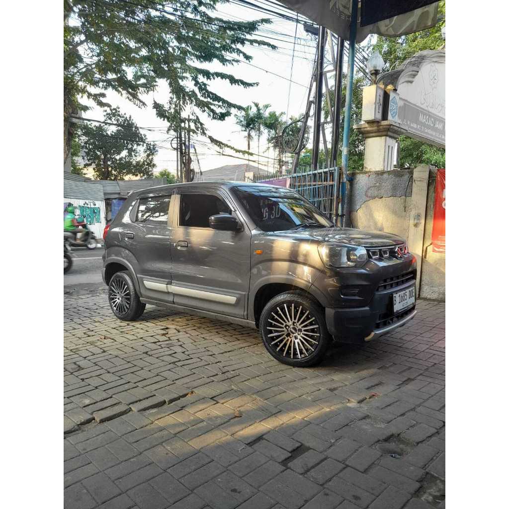 Jual Modifikasi Suzuki Spresso Use Velg tandam ring 15 plus ban ...