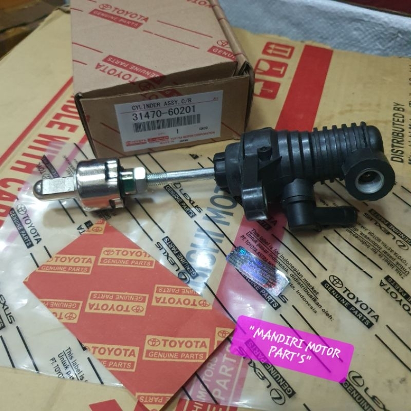 Jual CM ASSY/CYLINDER ASSY/MASTER KOPLING ATAS TOYOTA HIACE COMMUTER 5/ ...