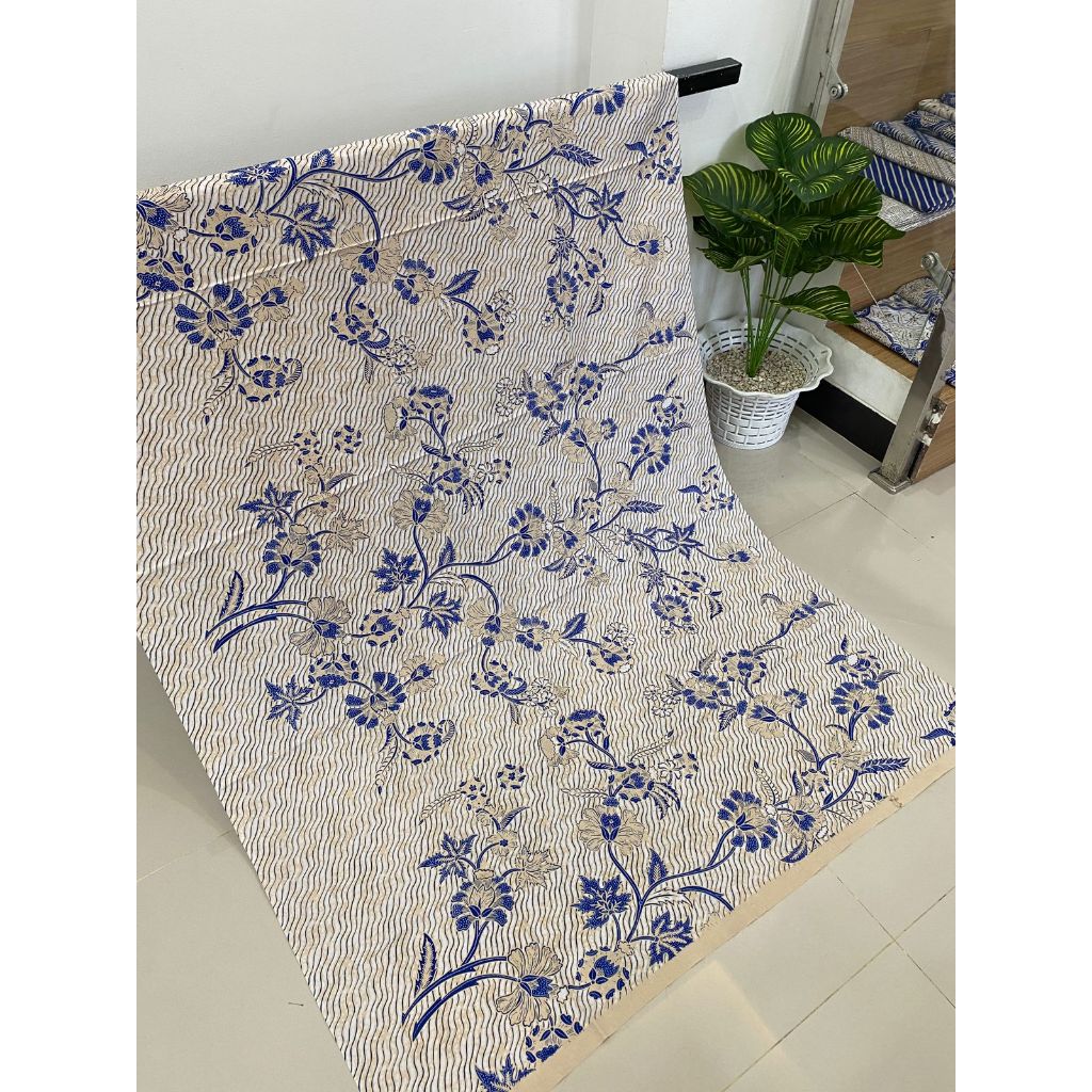 Jual Kain Jarik Batik SOLO (lawasan) motif galaran bunga warna biru ...
