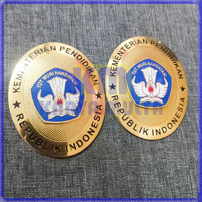 Jual Bros Logo Kemendikbud - Pin Logo Pin Kementerian Pendidikan ...