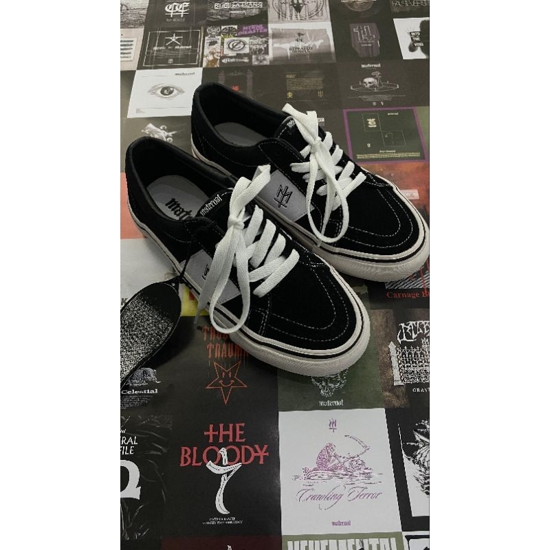 Jual SHOES / SEPATU - INVERNI BW - MATERNAL DISASTER | Shopee Indonesia