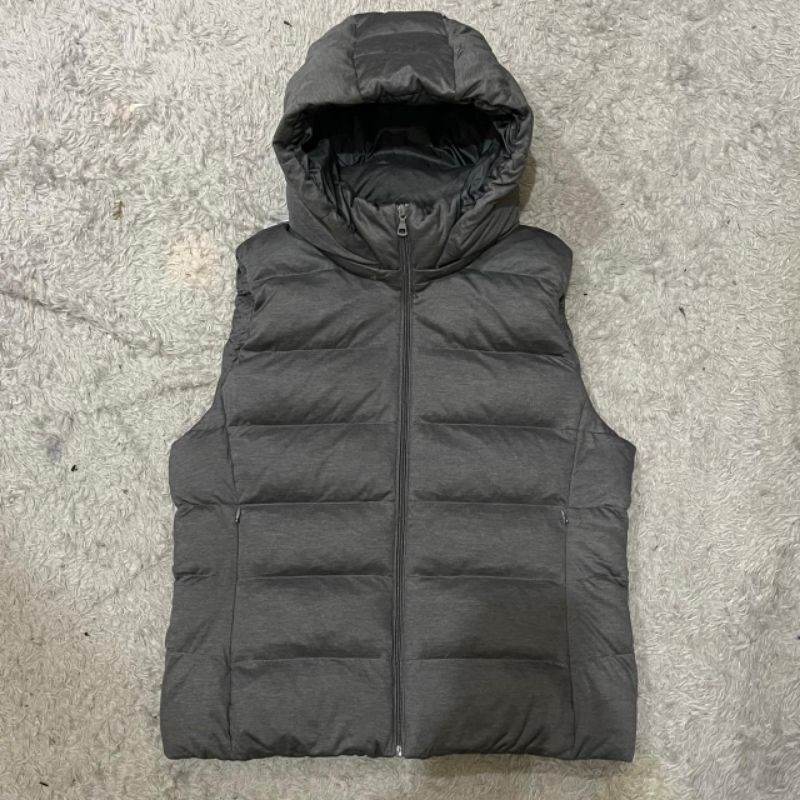 Jual UNIQLO Vest Ultralight Down | Rompi Ultralight Down Uniqlo | Rompi ...