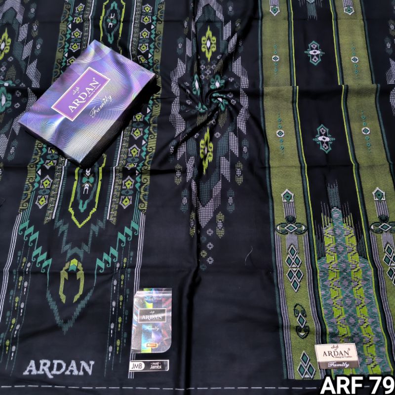 Jual SARUNG ARDAN FAMILY GRADE GOLD MOTIF MIX | Shopee Indonesia