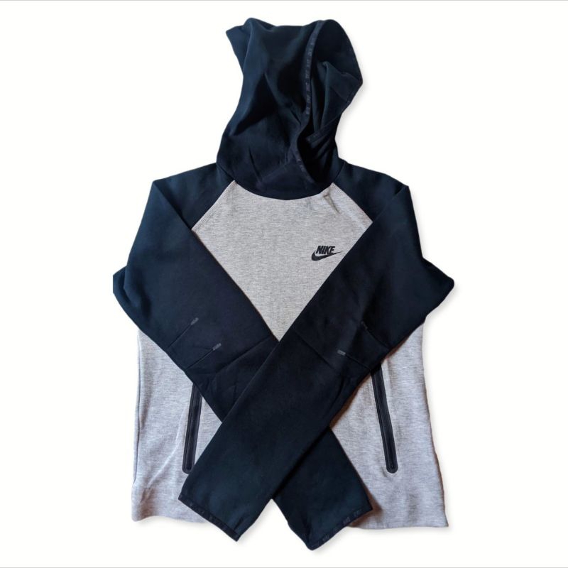Jual Nike Tech Fleece White Pullover Hoodie Like New (Rare) | Shopee ...