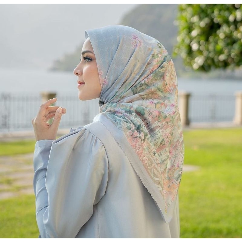 Jual HIJAB BUTTON SCARVES JILBAB SEGI EMPAT BUTTON SCARVES COMO SALMA ...