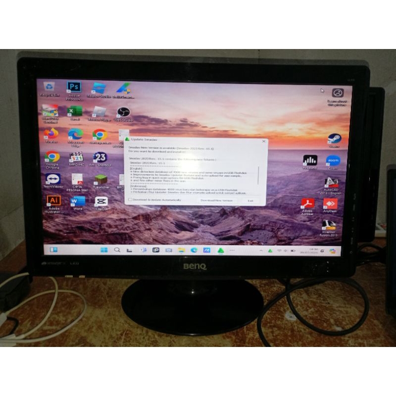 Jual Monitor LED BENQ 19 inch wide screen normal | Shopee Indonesia