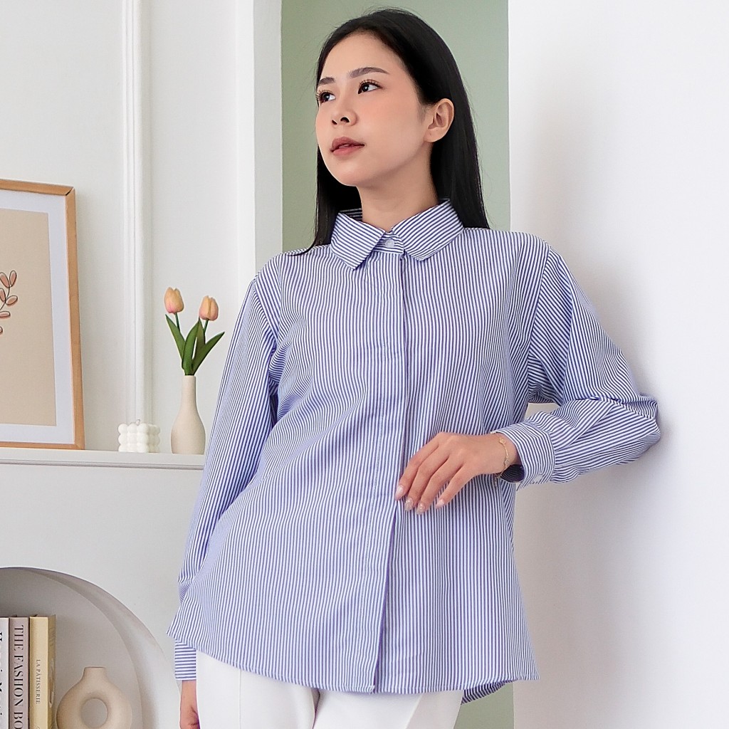 Jual Kemeja Wanita Motif Salur Katun Premium - Tersedia 4 Ukuran S M L XL | Shopee Indonesia