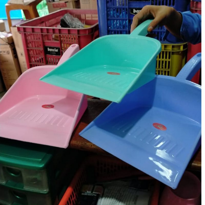Jual Skop debu plastik / skop great & alexish / skop tangan | Shopee ...